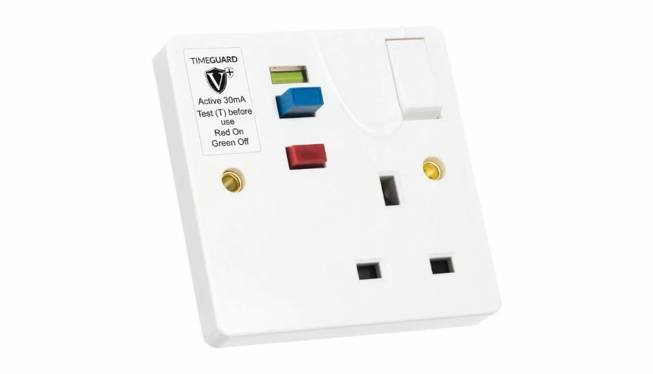 Valiance+® RCD Protected Single Gang White Switched Socket – Active ...