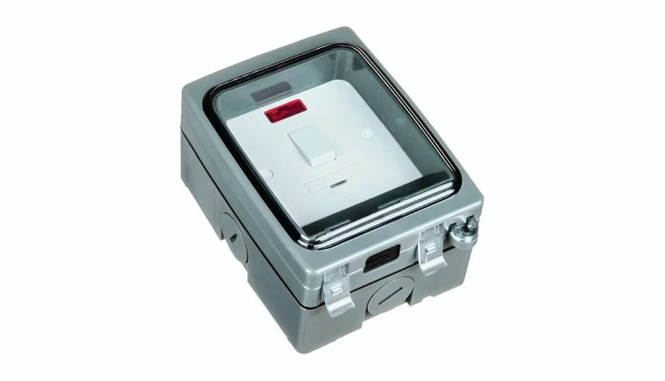 Weathersafe Vision Single Gang 13A Fused Spur IP66 | DETA Electrical