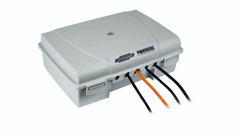 Outdoor IP55 Power Enclosure with 4 Gang 13A Socket Strip IP55 | DETA ...
